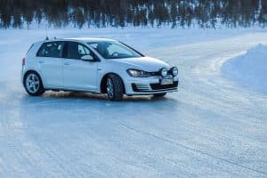 Steer Into The Skid - What To Do & How To Handle It Properly